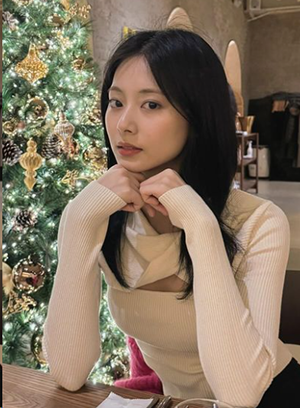 【徹底解説】MEOVVアンナの経歴！元人気雑誌モデルでめざましテレビ+女優経験あり！